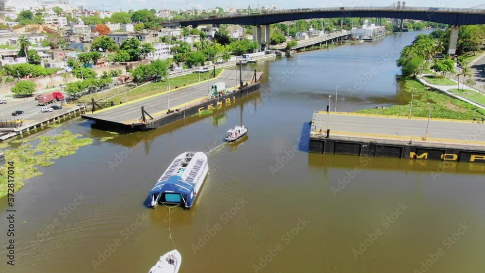 Interceptor 004, an Ocean / Sea / River Clean Up Device is Towed by a ...