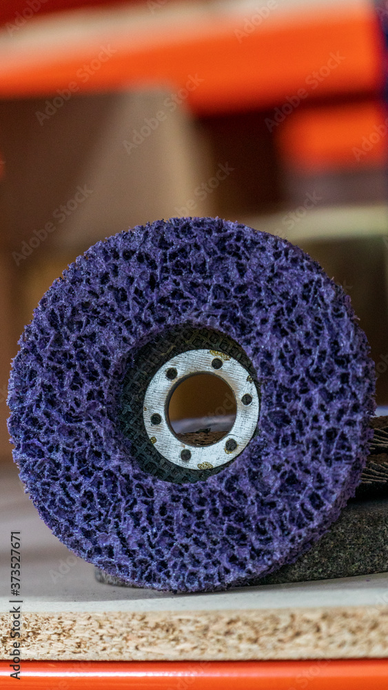 disco morado amoladora para limpiar y quitar el oxido, Elimina el óxido ...