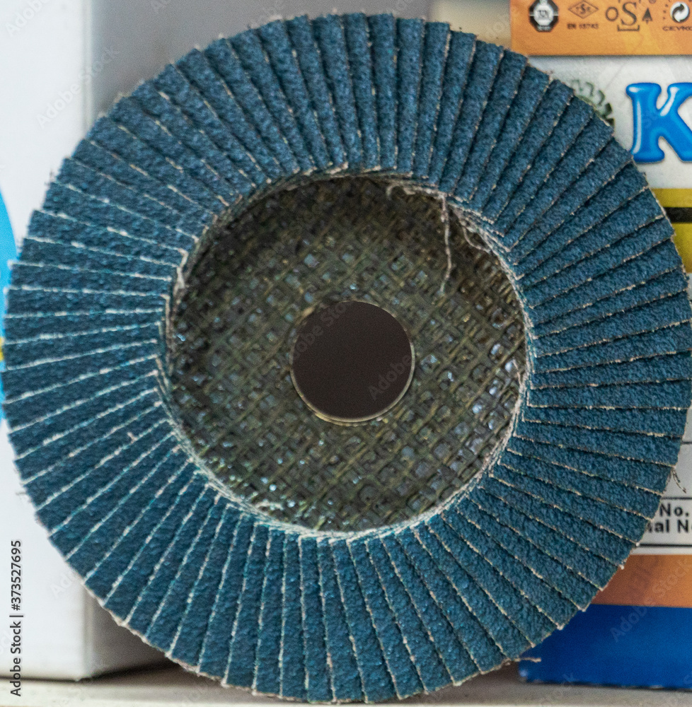 Fotka „disco morado amoladora para limpiar y quitar el oxido, Elimina ...