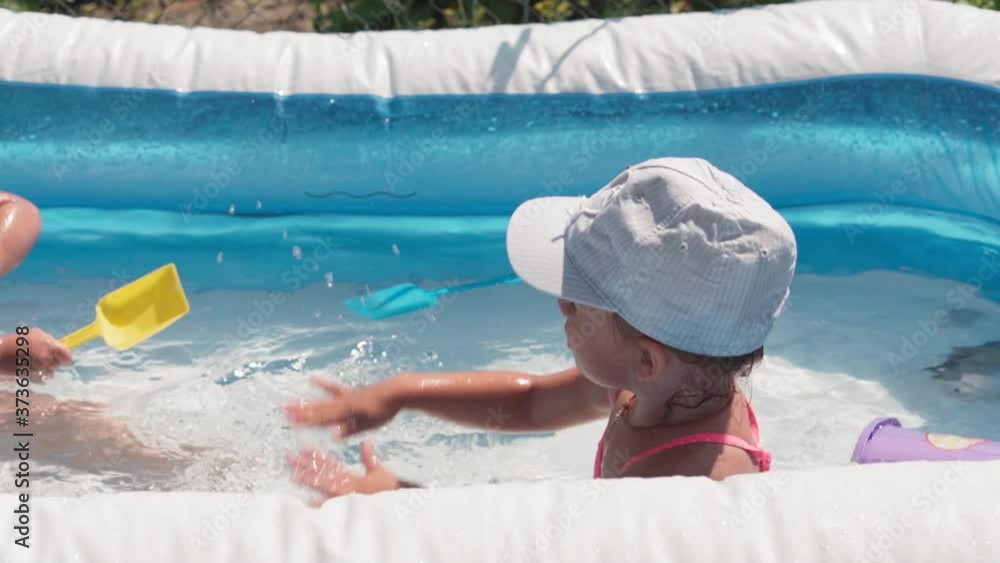 Vidéo Stock two small children boy and girl Caucasian European Slavic ...