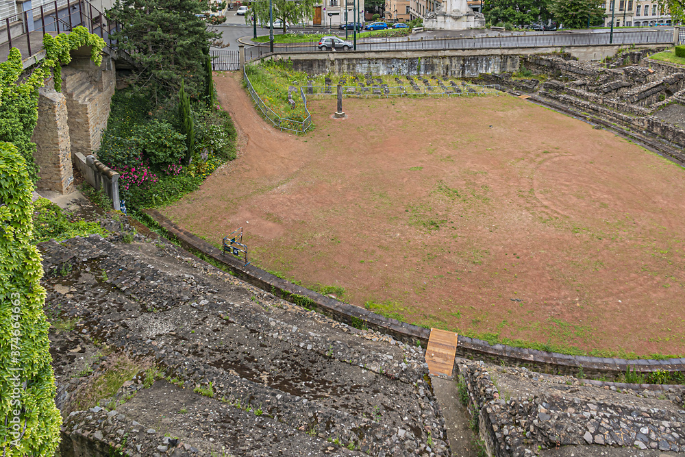 Foto de Roman Amphitheater of the Trois Gaules on the Croix-Rousse Hill ...