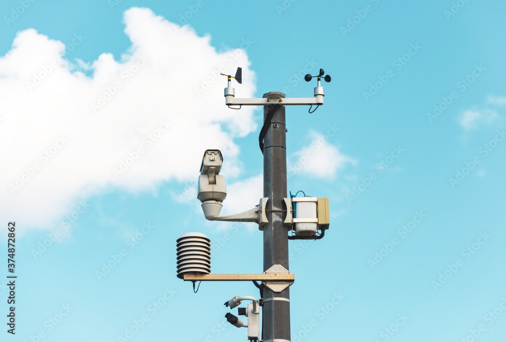Automatic weather station, with a weather monitoring system and video ...