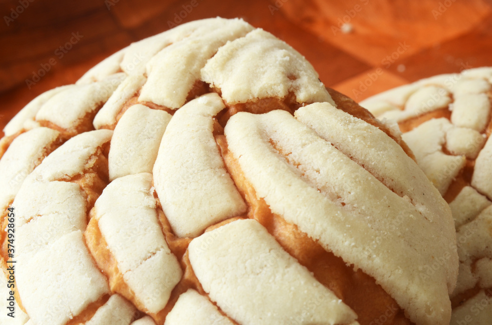 Detalle de pan dulce tradicional mexicano llamado Concha, Close up de ...