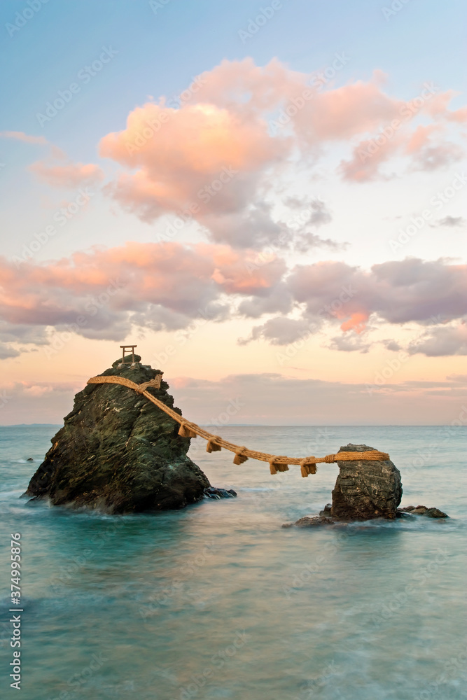 Japan, Central Honshu (Chubu), Ise-Shima, Futami, Meoto-Iwa (Wedded ...