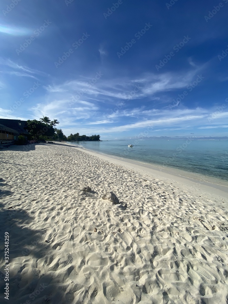 Plage de Matira à Bora Bora, Polynésie française Stock Photo | Adobe Stock