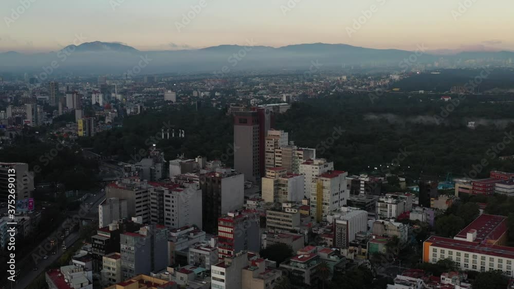 Vista aérea del skyline de la Colonia Anzures, en la Ciudad de México ...