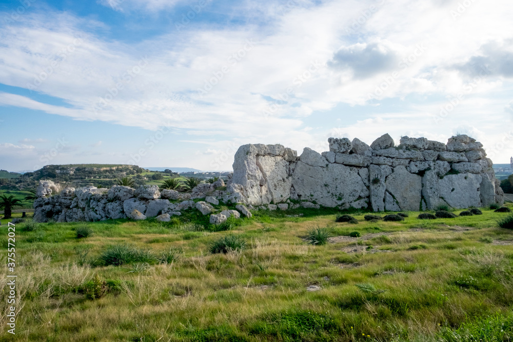 Foto de The prehistoric stone megalithic complex on Gozo island, Malta ...