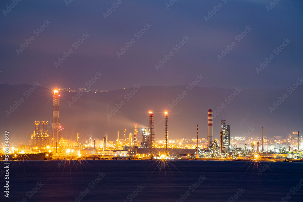 Oil refinery factory on the sea in Izmit, Turkey. Petrochemical plant ...