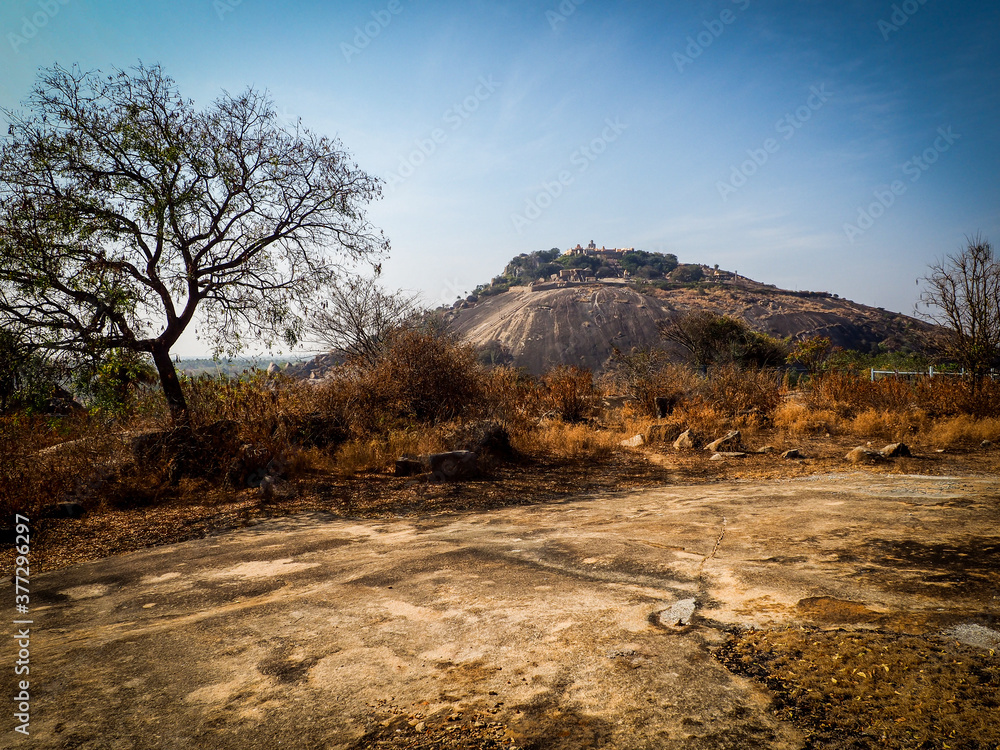 Beautiful scenery view to temples of holy city Shravanabelagola ...