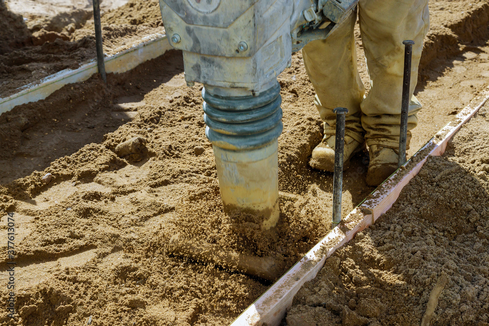 Small plate compactor, jumping jack vibratory hammer tool at ...