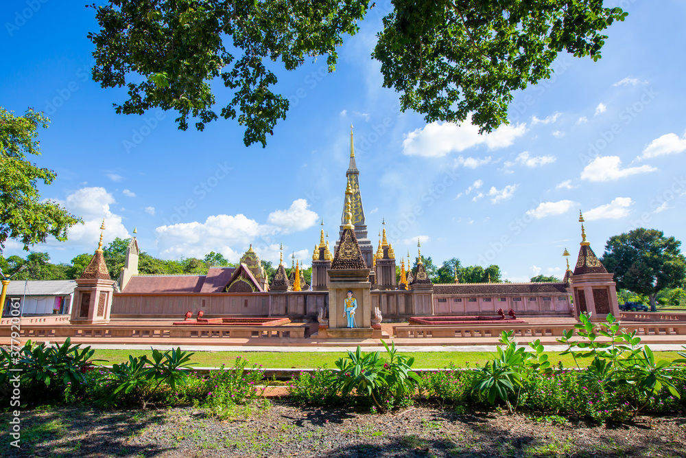 Stockfoto med beskrivningen Phra that in Phrag The landscape is laid ...