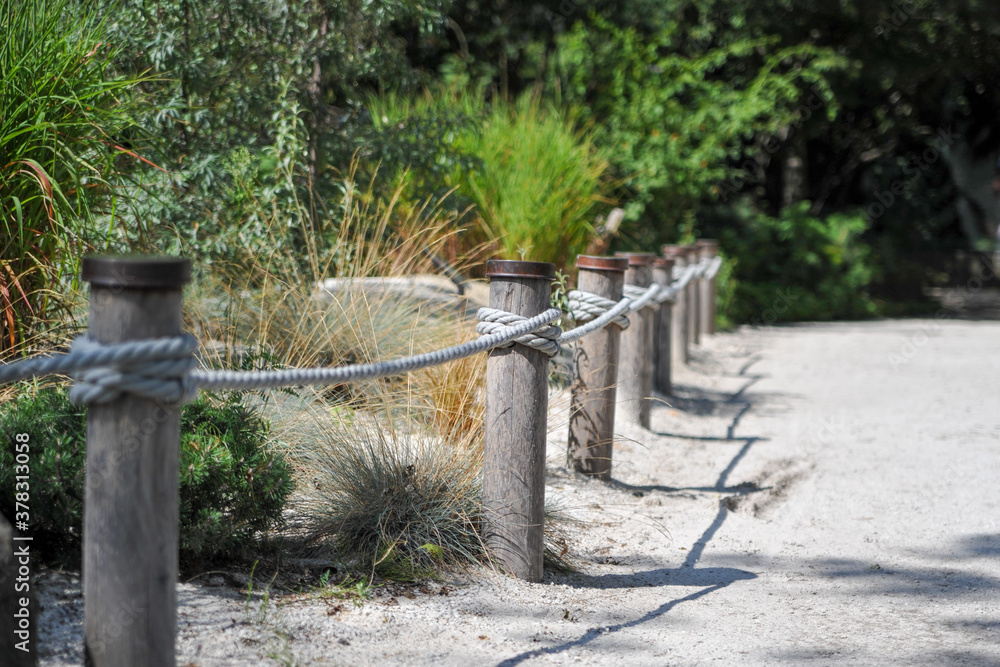 Foto de holzzaun promenade ostsee see ozean mallorca strand ...