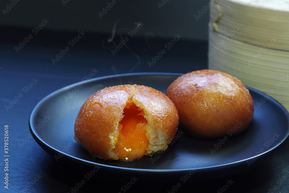 hot creamy egg lava fried buns or pao ( sa la pao in Thai ) are in the ...