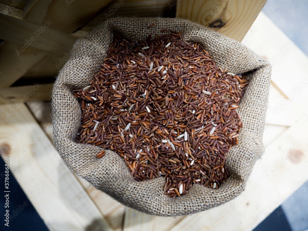 Black rye rice in bag ,brown stickyrice jam ,brown rice ,husked rice ...