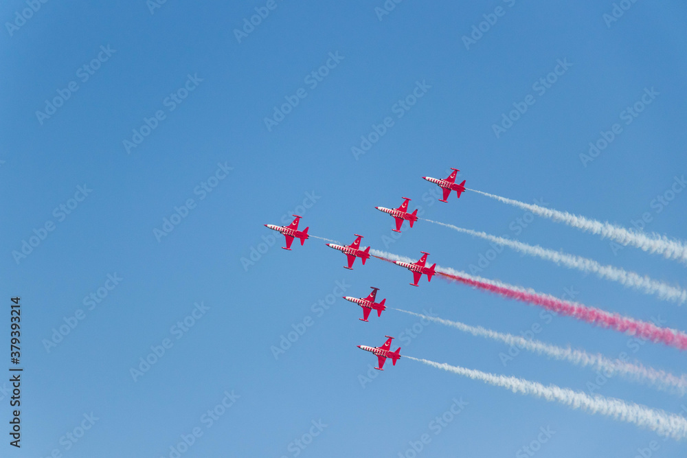Turkish air force. Stars of the Turkish jet aircraft demonstration ...
