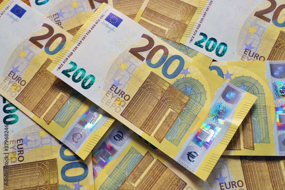 200 Euro Scheine Stock Photo | Adobe Stock