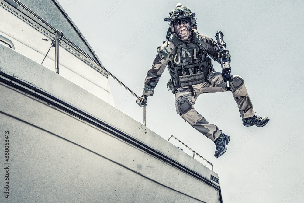 Army commando, special forces soldier equipped with body armour and ...