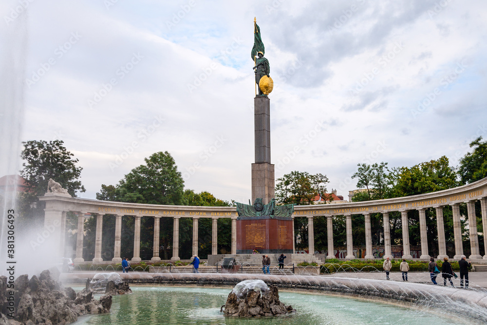 VIENNA, AUSTRIA - SEPTEMBER 26, 2015: Soviet War Memorial in Vienna ...
