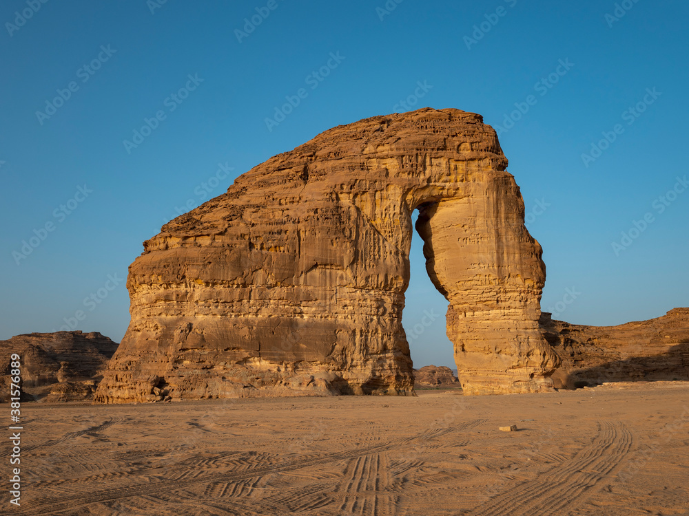 Morning sunrise view of Elephant Rock natural geological formation, Al ...