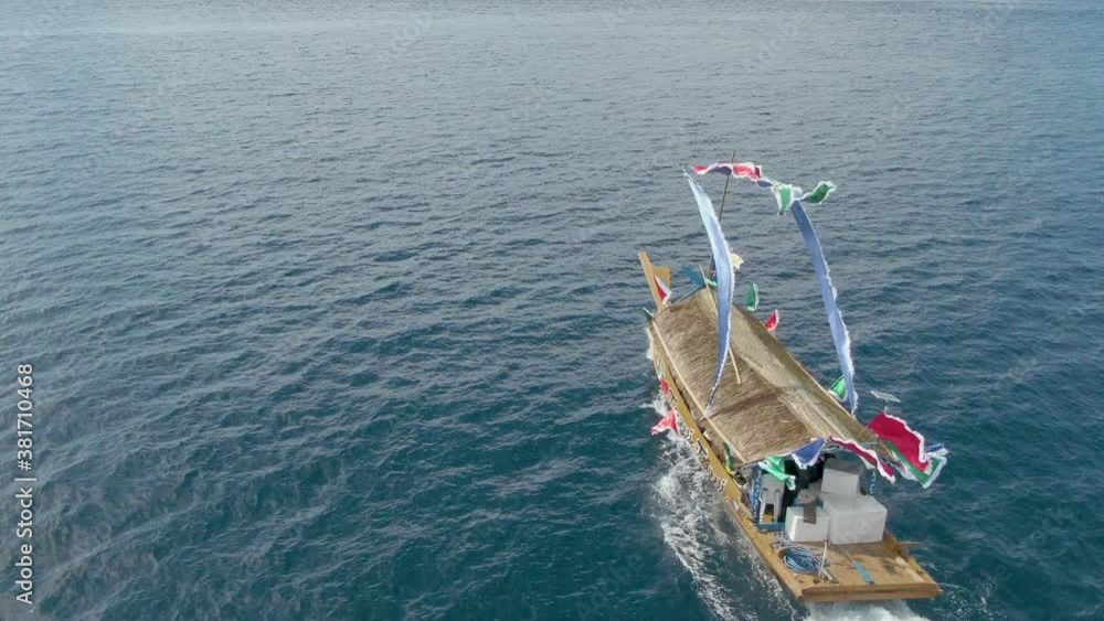 Tourist Sama Lepa House Boat in Tawi-Tawi, Philippines Cruising on ...