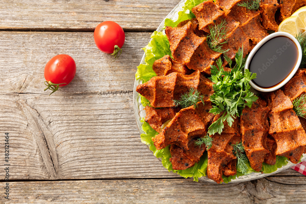 Çiğ Köfte (cig kofte) Foto Stok | Adobe Stock