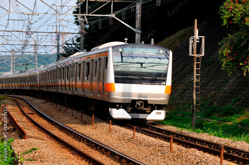 JR中央線E233系 Stock 写真 | Adobe Stock