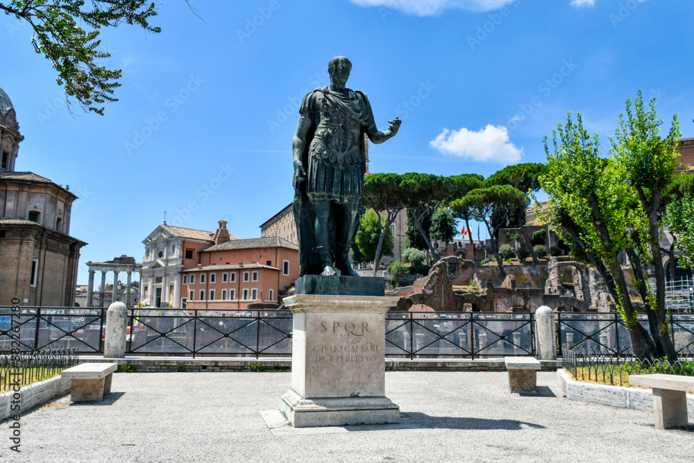 Statue Of Julius Caesar Via Dei Fori Imperiali Rome at Charles ...