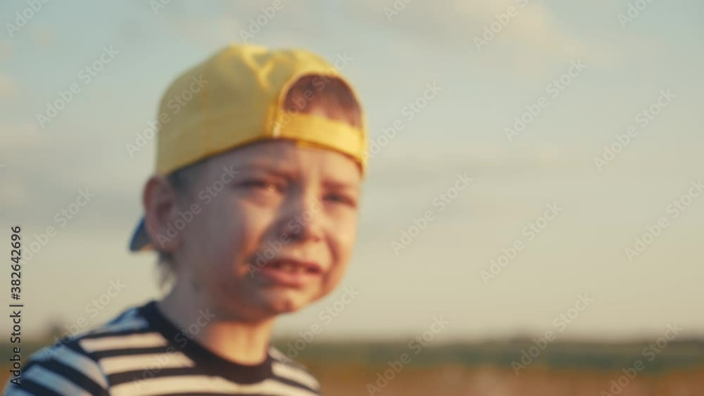 Stockvideo boy kid crying flowing tears a screaming dirty lifestyle ...