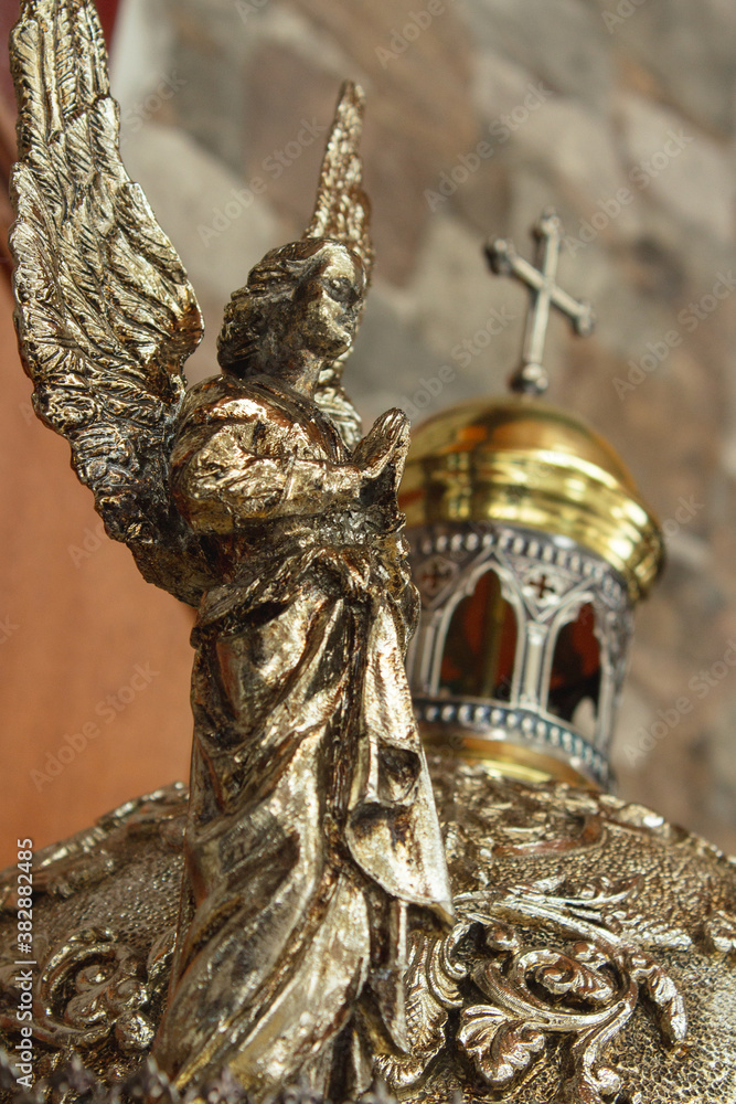 Poster details of a tabernacle of a golden catholic church – Tableau ...