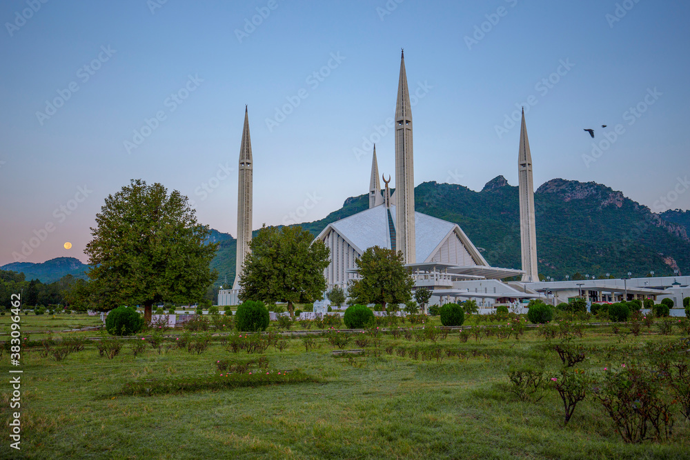 Faisal Mosque is a mosque in Islamabad, Pakistan and is the national ...