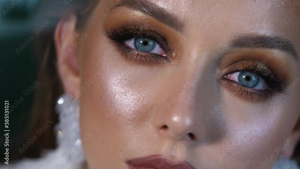 Girl With Long Fake Eyelashes And Perfect Make-up. Closeup Of Beautiful ...