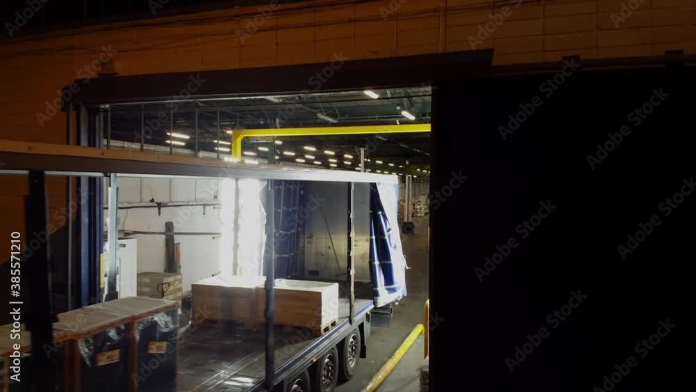 arc automation system for reading pallet codes in the truck side ...