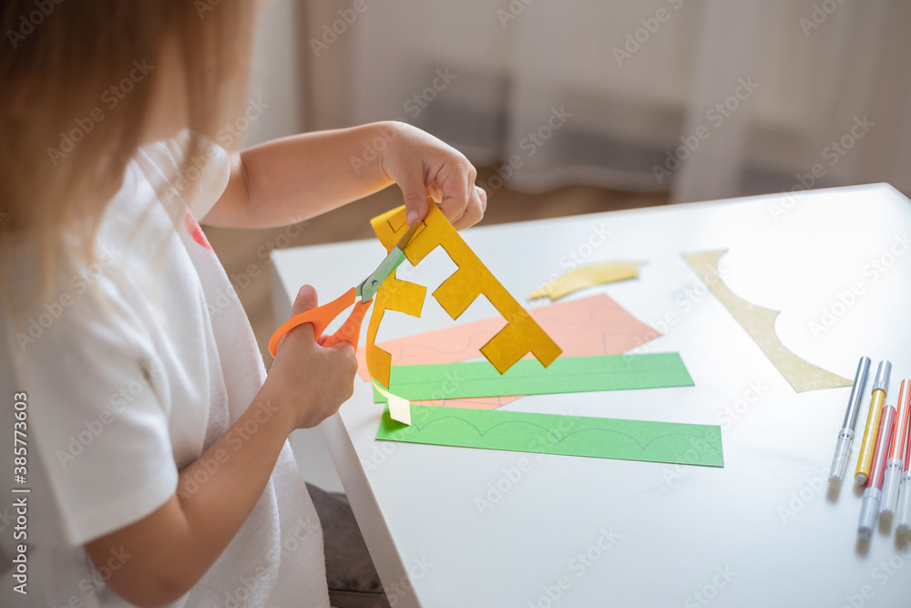 Scissor cutting activity for kids. Cutting practice toddler to ...