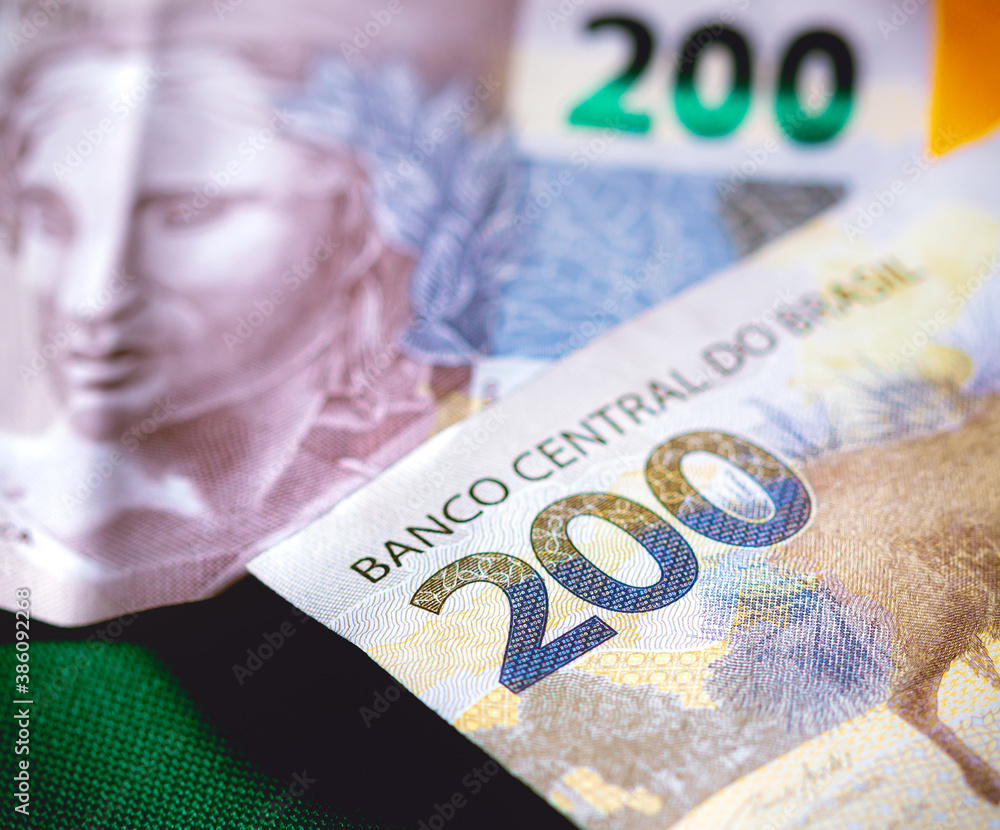 Dinheiro, Brasil, Reais, Real Brasileiro, Real. Grupo de cédulas ...