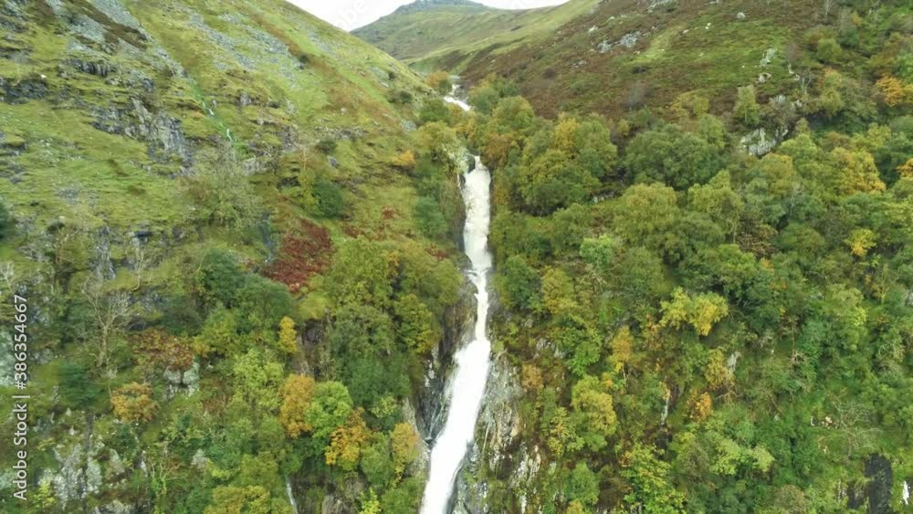 Idyllic Snowdonia mountain range Aber falls waterfalls national park ...