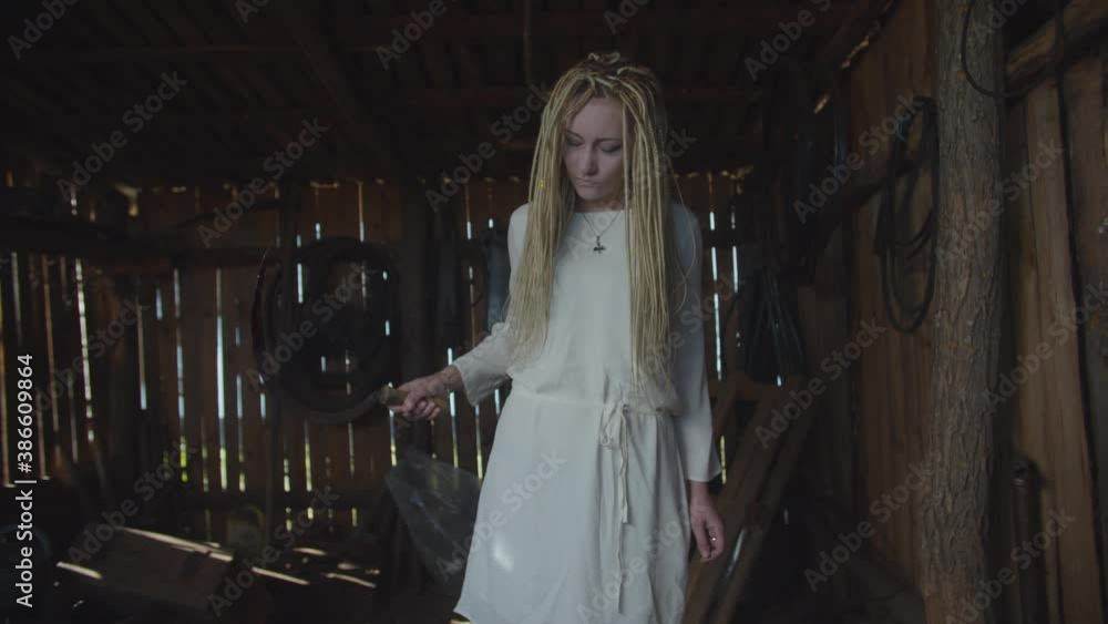 Video Stock Eerie cruel beautiful drowned woman with pale face and ...