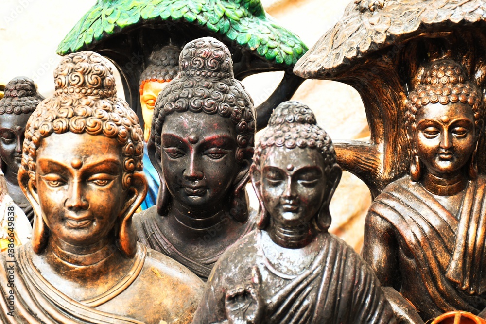 Buddha statue, Symbol of Peace Buddha, many statue of Buddha’s Stock ...
