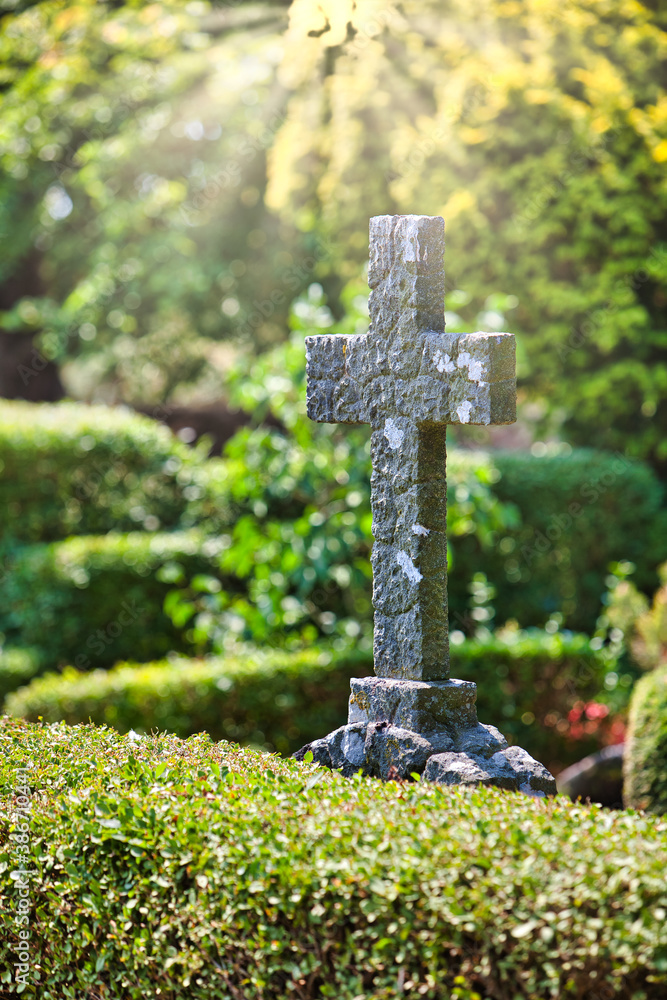 Friedhof Beerdigung Kreuz vom Grab Stock Photo | Adobe Stock