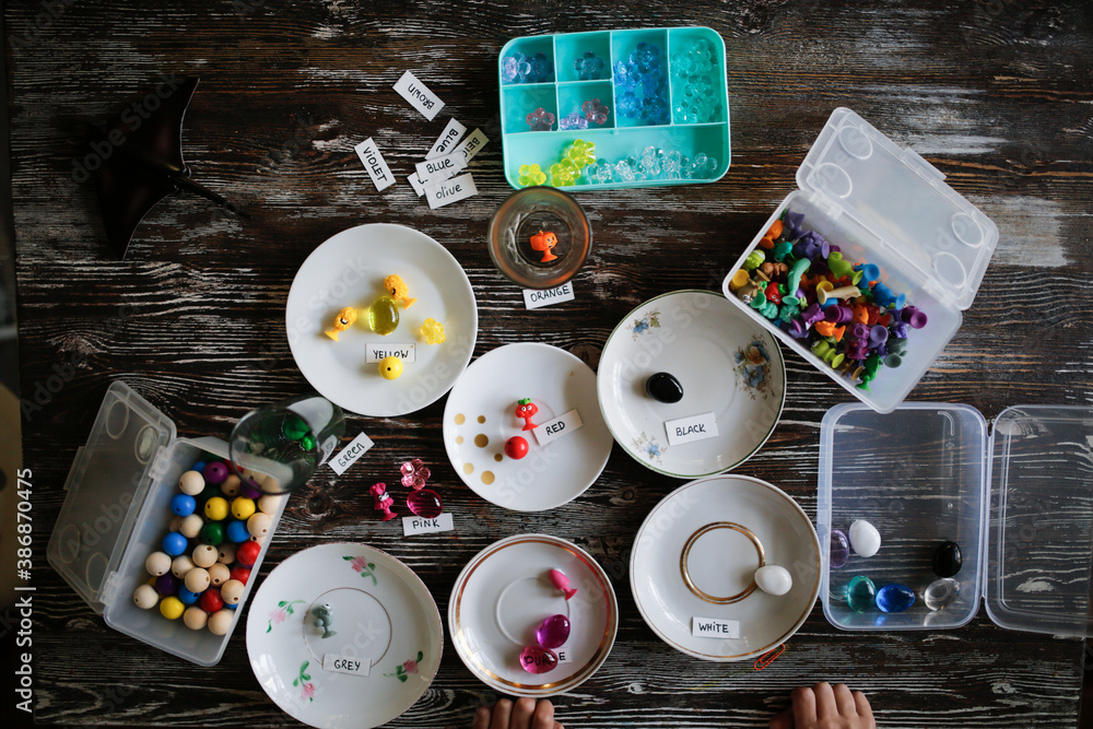 Learning color in English, homemade tutorials. Children learn colors ...