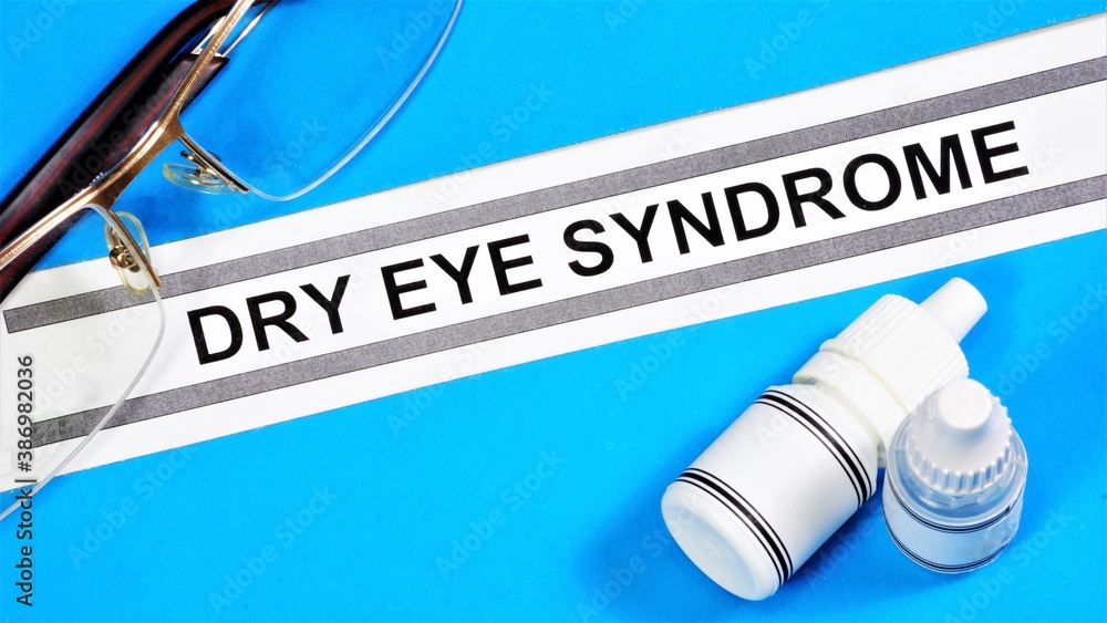 Dry eye syndrome. Text label to indicate the state of health. The ...