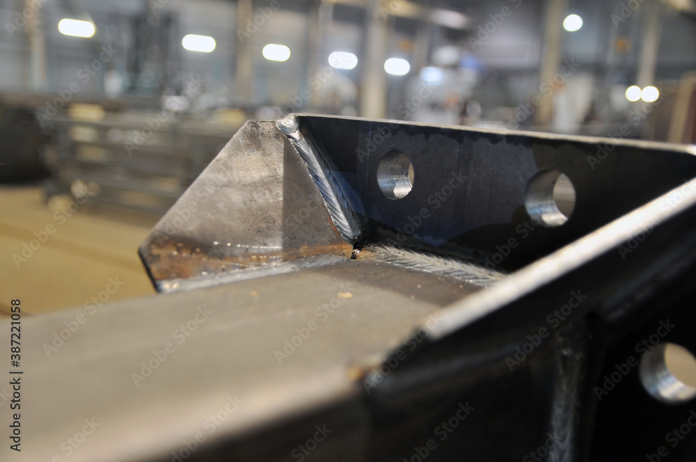 Element of a part of a welded structure, a weld seam by arc welding ...