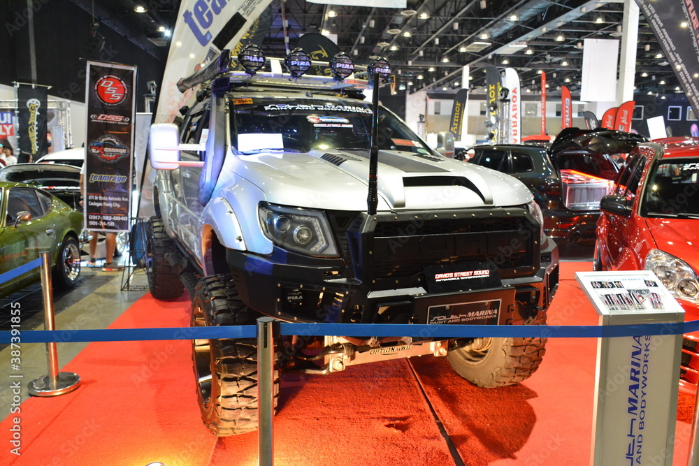 Ford raptor pick up at Bumper to Bumper Prime car show in Pasay ...