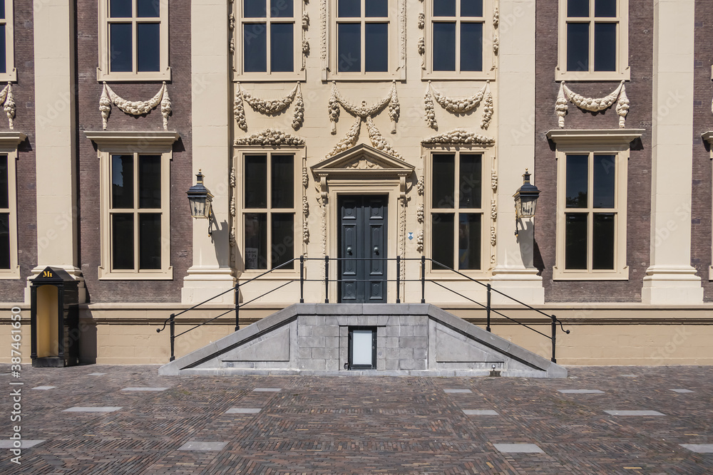 Mauritshuis (Maurice House) - The Hague art museum housing the Royal ...