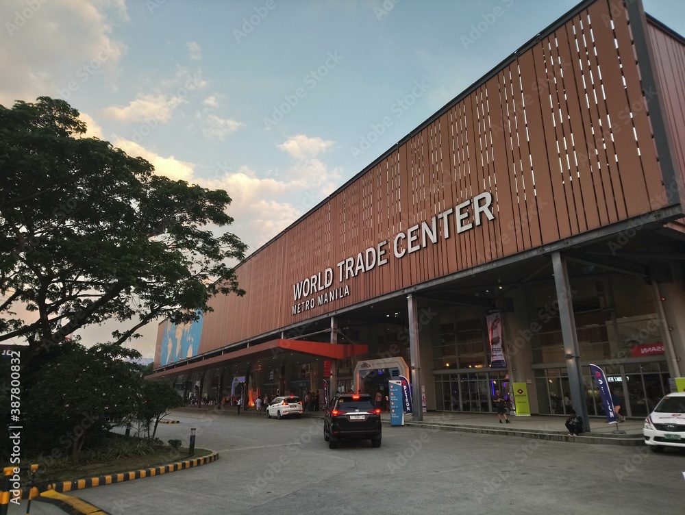World Trade Center Metro Manila facade in Pasay, Philippines Stock-Foto ... World Trade Center Metro Manila facade in Pasay, Philippines Stock-Foto ...