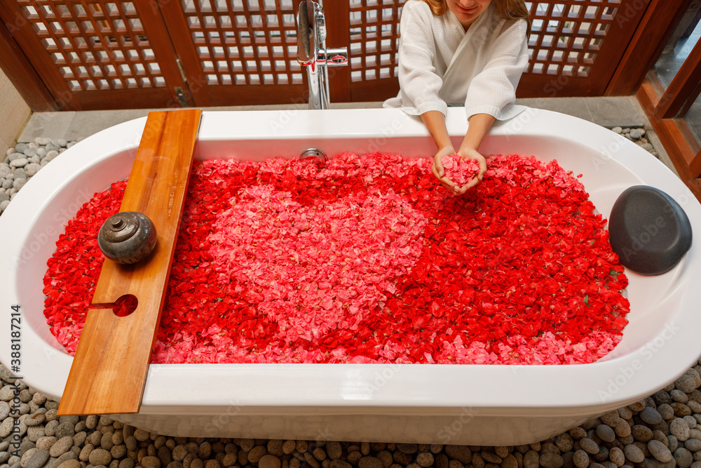 Woman Heart Of A Spa