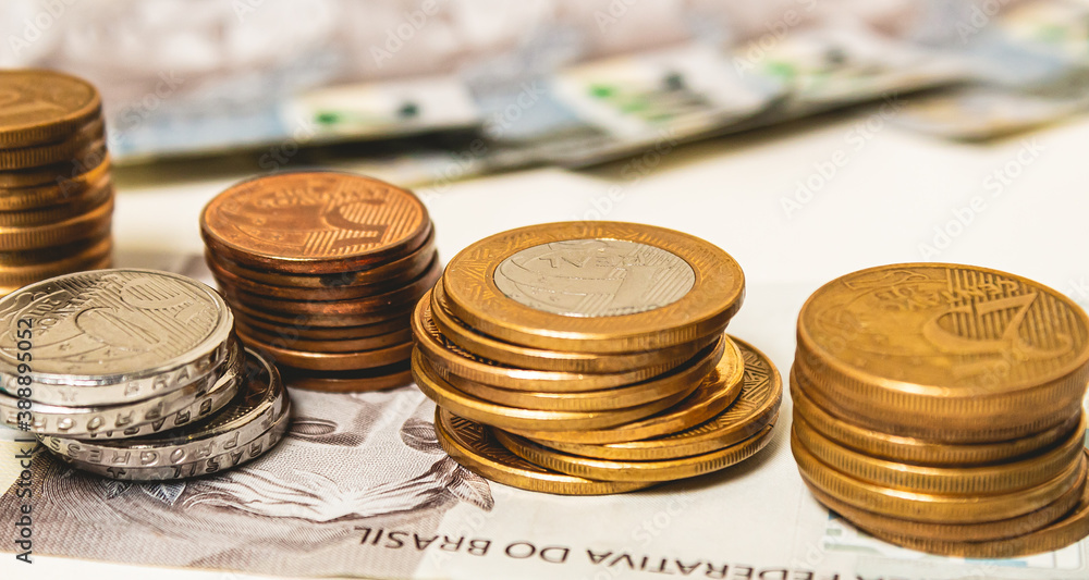 Foto de Real, Reais, Real Brasileiro, Dinheiro, Brasil, Moedas. Moedas ...
