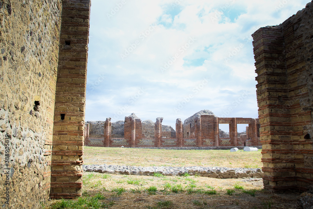 Pompei ancient ruins, statues and columns, Roman Empire remnants, gone ...