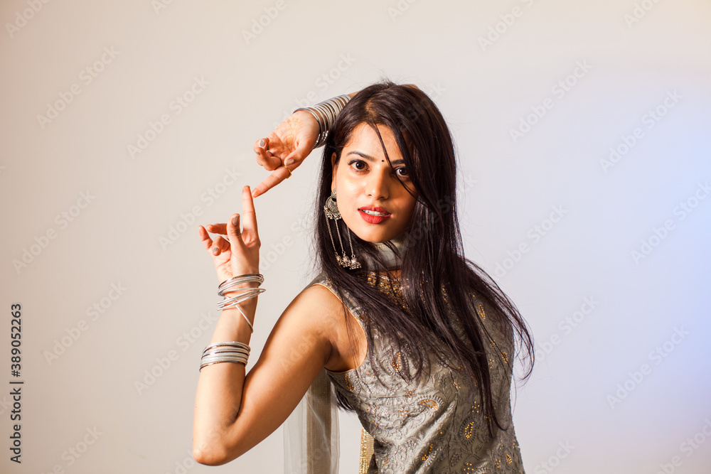 Expressing feelings and emotions through dance moves Stock Photo ...