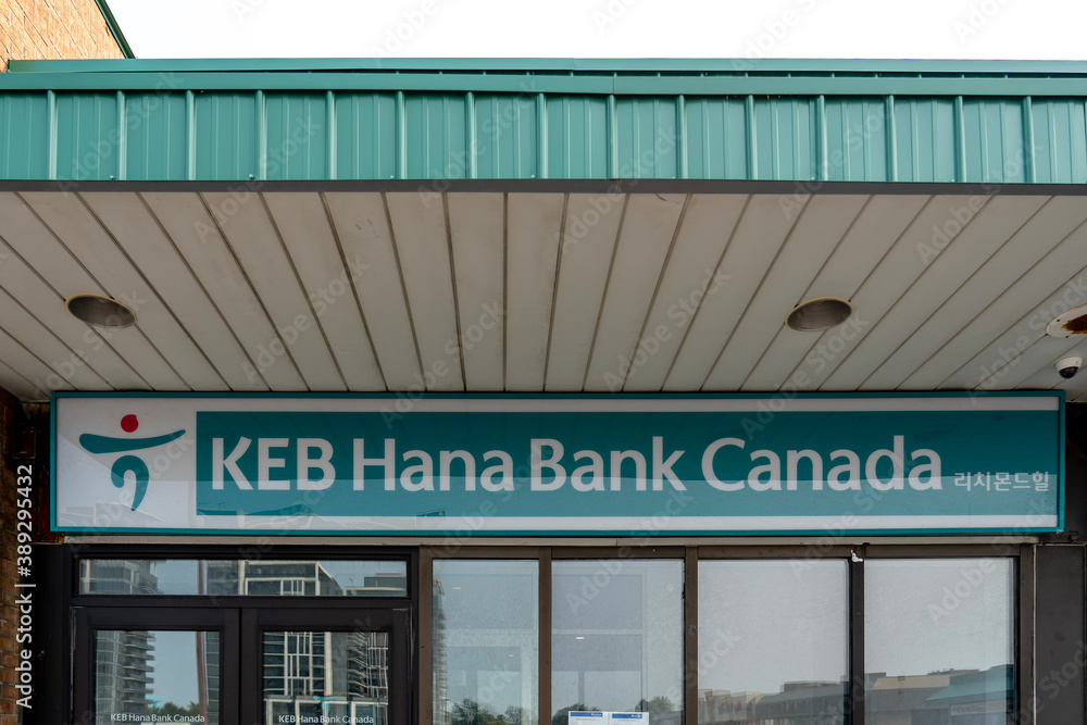 Richmond Hill, On, Canada - September 16, 2020: A KEB Hana Bank branch ...
