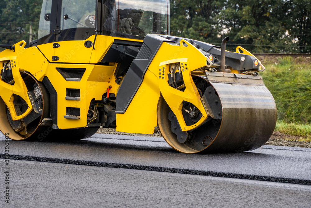 Asphalt road roller with heavy vibration roller compactor press new hot ...